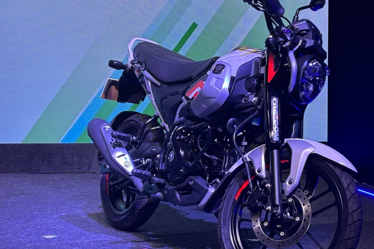Bajaj Freedom 125: बजाज ने लॉन्च की वर्ल्ड की पहली CNG बाइक, टैंक फुल ...