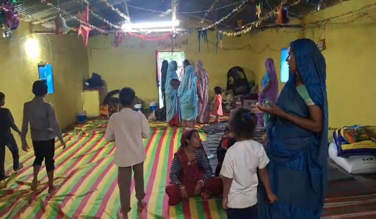 Conversion: खेत में धर्मांतरण का खेल, ब्रेनवॉश कर बना रहे थे ईसाई ...