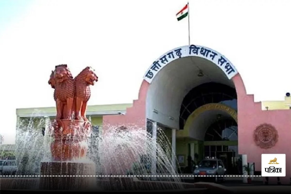 CG Monsoon Session: सदन में उठा प्रधानमंत्री आवास योजना का मुद्दा, भूपेश के सवाल पर मंत्री साव ...