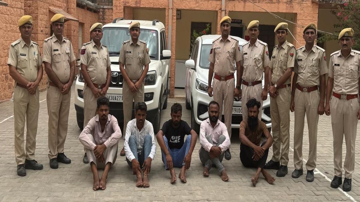 Theft Gang : कारों में रैकी और रात को चोरी, घरवालों को बंद कर भाग ...