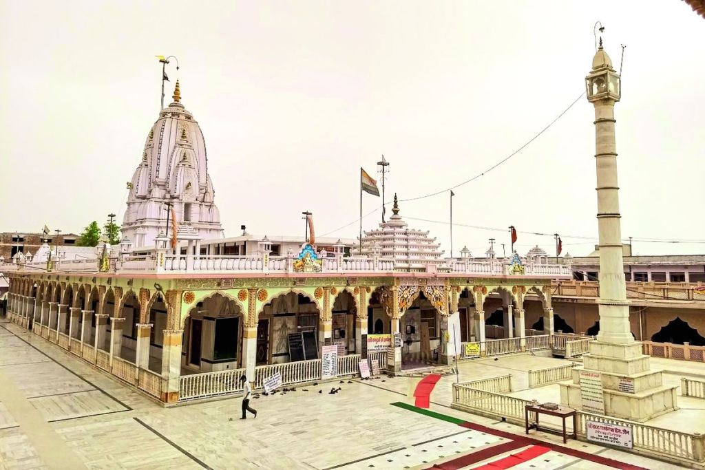 festival celebration : इन विशेष तिथियों में बंधेगी राखी, होगी नागपंचमी ...