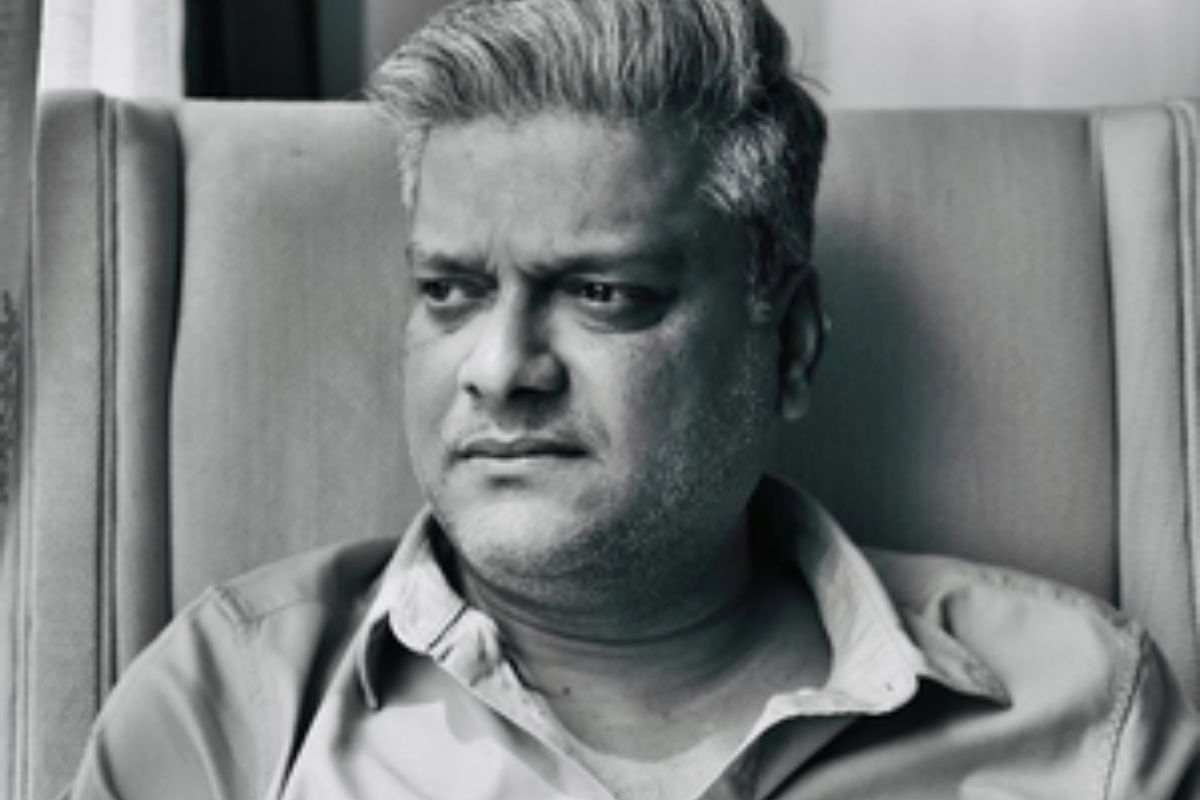 खुलासा: फेमस लेखक ‘सुमन कुमार’ इस बात पर हुए नाराज, कहा- पर्दे के पीछे ...