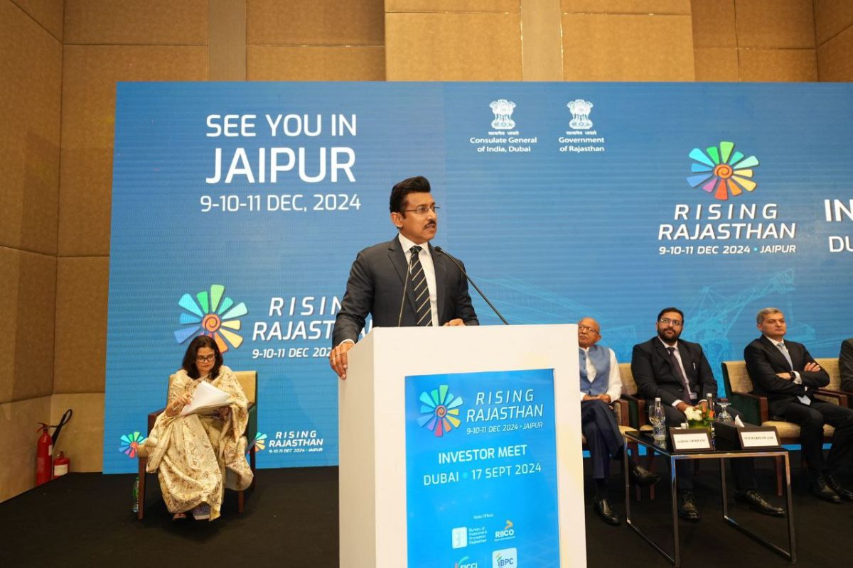 Rising Rajasthan Summit: मंत्री राज्यवर्धन सिंह राठौड़ ने दुबई के विदेश ...