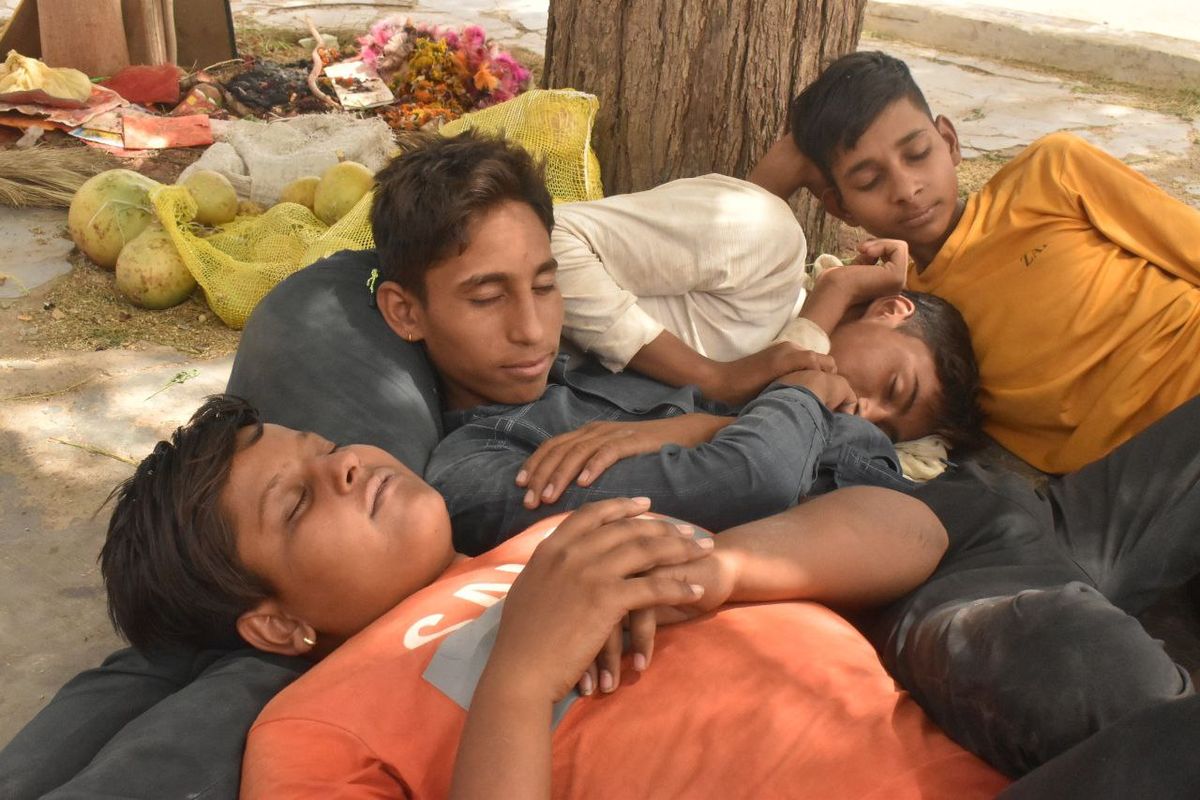 हर दूसरे दिन एक प्रताडि़त बच्चा करता है मदद के लिए चाइल्ड लाइन पर कॉल ...