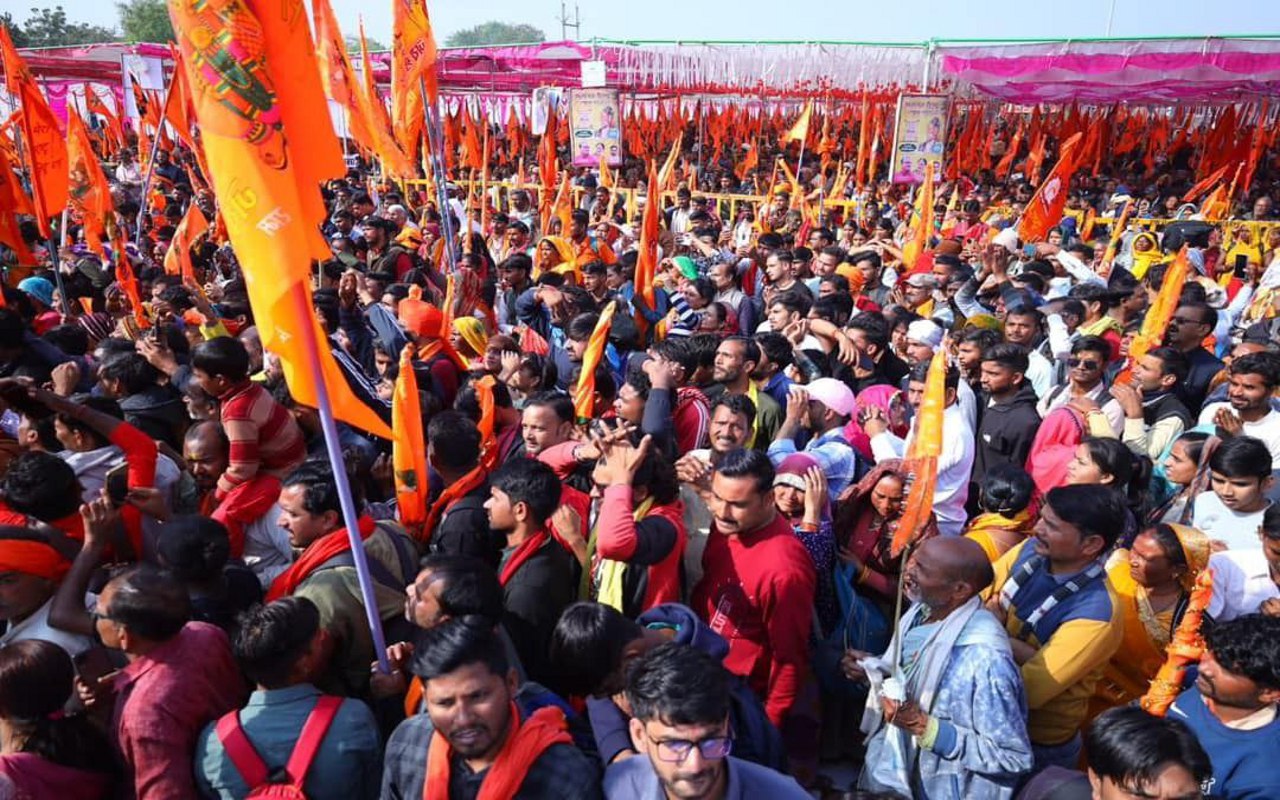 BAGESHWAR DHAM सनातन एकता पदयात्रा पहुंची ओरछा तिराहा, आज यात्रा का ...
