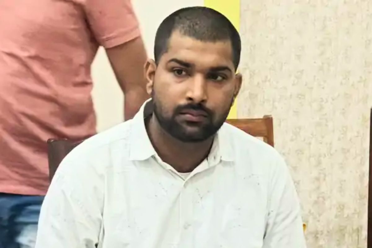 पटवारी 13 हजार की रिश्वत लेते रंगे हाथों धराया लोकायुक्त ने की बड़ी कार्रवाई Mp News Patwari