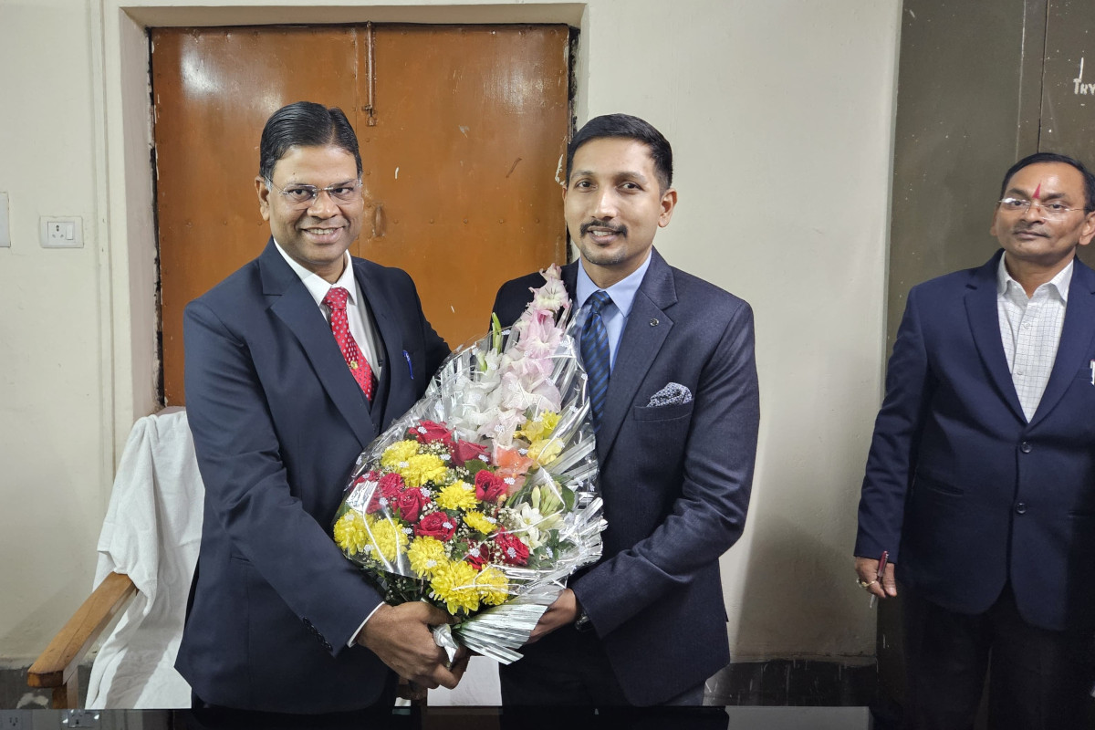 Lucknow New DM Vishakh G Iyer: विशाख जी अय्यर बने लखनऊ के नए जिलाधिकारी ...