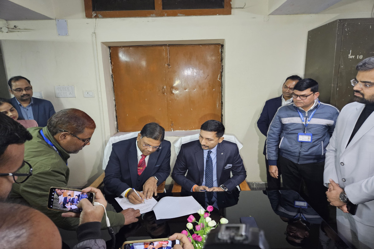 Lucknow New DM Vishakh G Iyer: विशाख जी अय्यर बने लखनऊ के नए जिलाधिकारी ...