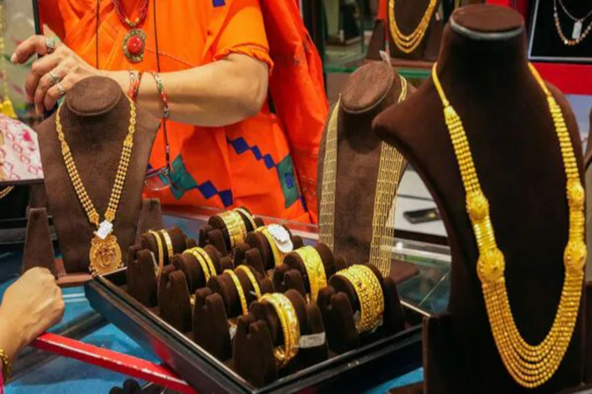 Gold Price Lucknow 2025: सोने की कीमतों में रिकॉर्ड वृद्धि, 24 कैरेट ...