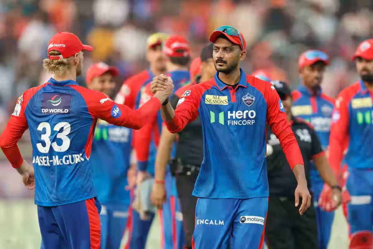 DC vs SRH: स्टार्क की आंधी के बाद डुप्लेसी ने खेली तूफानी पारी, दिल्ली ...