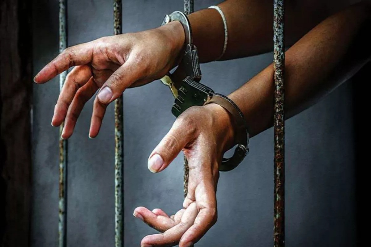 CG Crime: युवक की हत्या कर दफनाया शव, पति-पत्नी को आजीवन कारावास | Young man murdered and buried ...