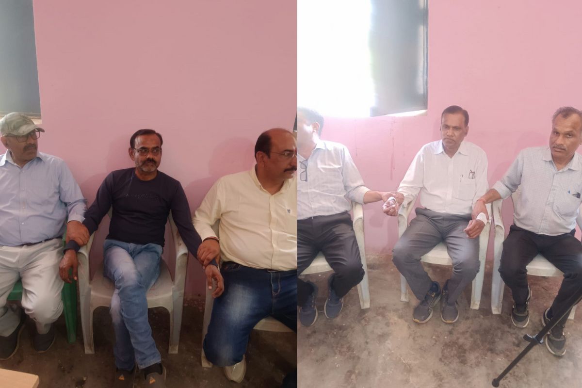 15 हजार की रिश्वत लेते सब इंजीनियर और पंचायत सचिव रंगे हाथों धराए, EOW की बड़ी कार्रवाई ...