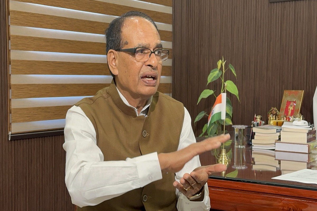 Shivraj Singh Video Interview: 16 हजार से ज्यादा वैज्ञानिक शोध में जुटे, उत्पादन बढ़ाना और कृषि ...
