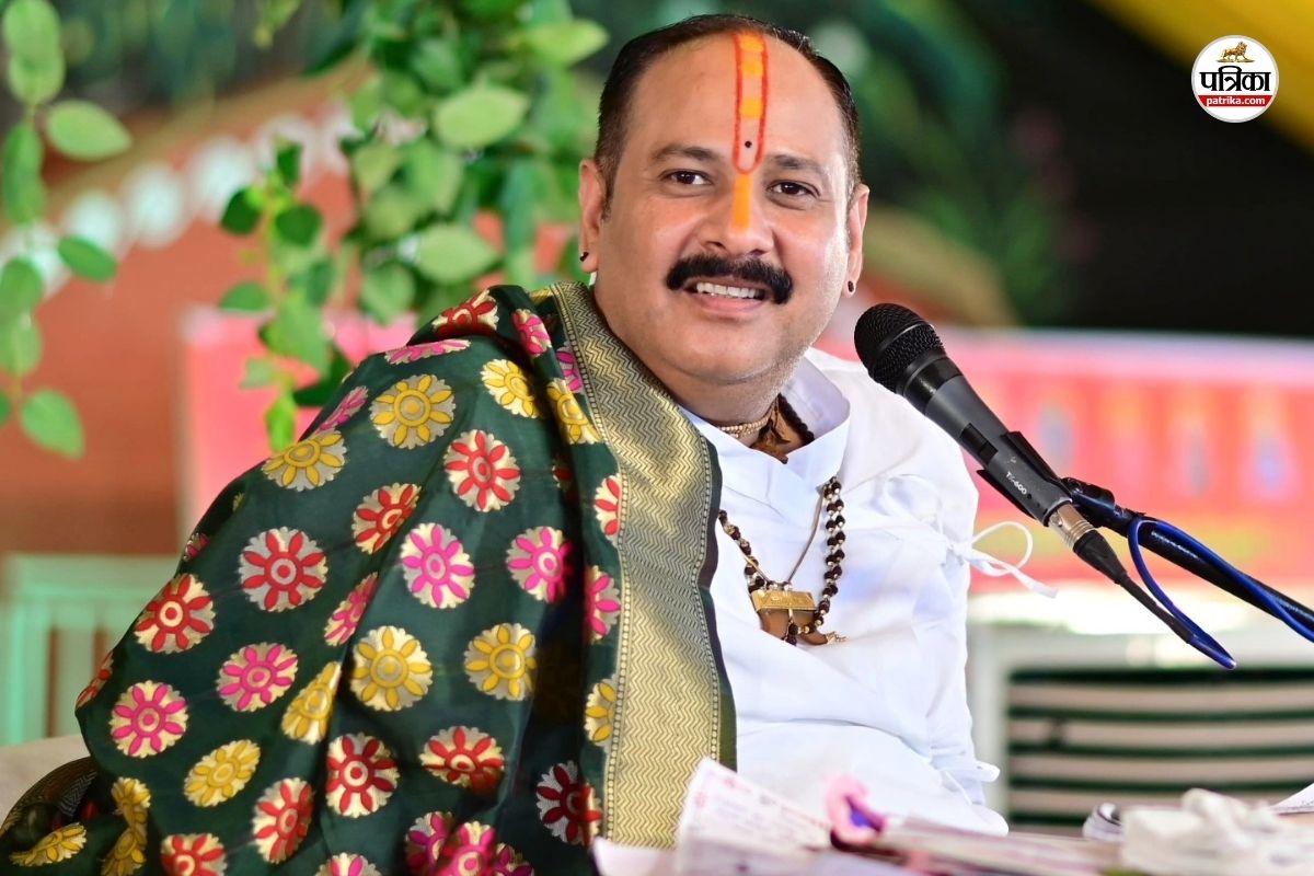 सावन महीने में शिवमय होगा छत्तीसगढ़, पंडित प्रदीप मिश्रा इन जिलों में करेंगे शिव महापुराण की कथा ...