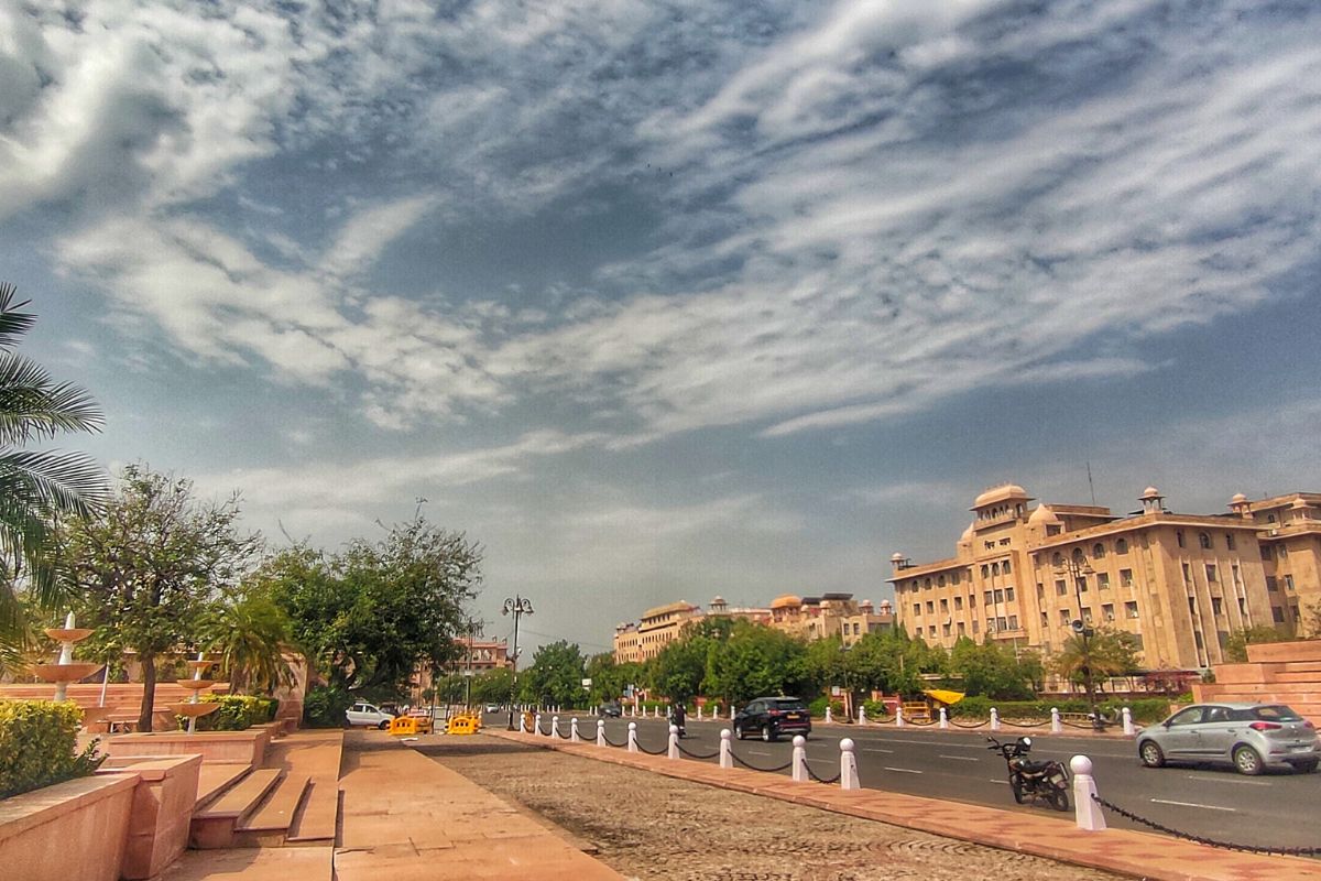 Rajasthan Weather: महाराष्ट्र में मानसून की एंट्री, राजस्थान में भी मौसम बदला, कल 28 जिलों में ...