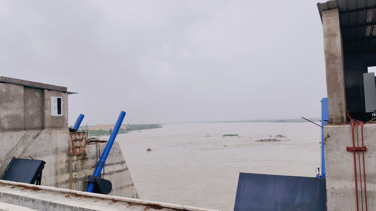 Isarda Dam: ईसरदा बांध से आई बड़ी खबर, तीन गेट को बंद कर रोका पानी