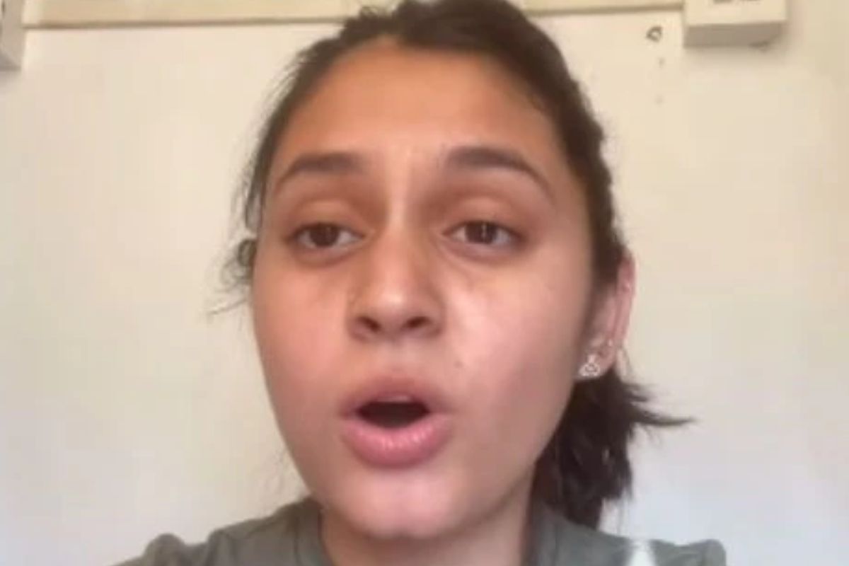 यूट्यूबर कनिका देवरानी पर डाला नशीला स्प्रे और…व्लॉगर ने एसी कोच की सुरक्षा पर उठाए सवाल ...