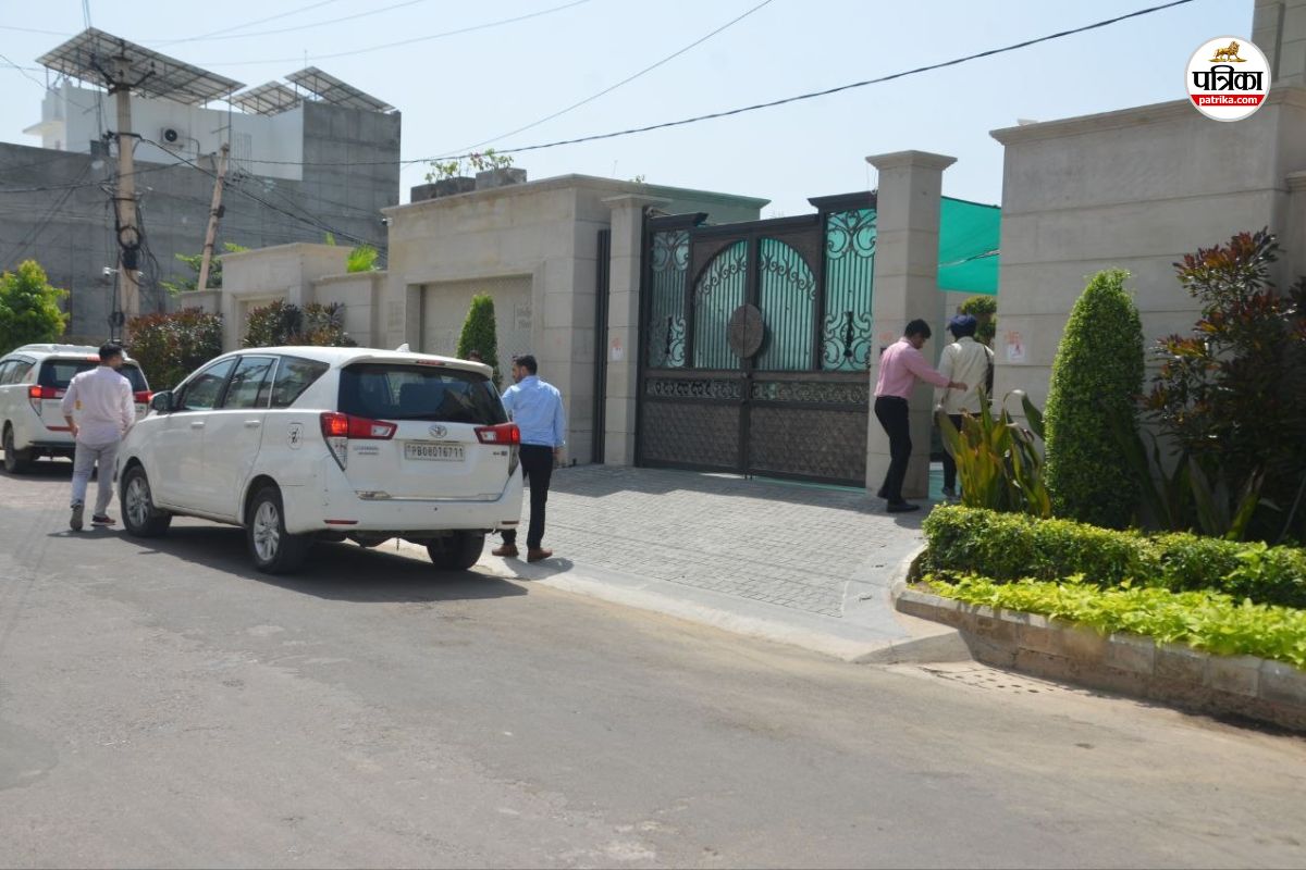 ED Raid in Sriganganagar : बॉलीवुड अभिनेता के भाई के ठिकानों पर ईडी का ...