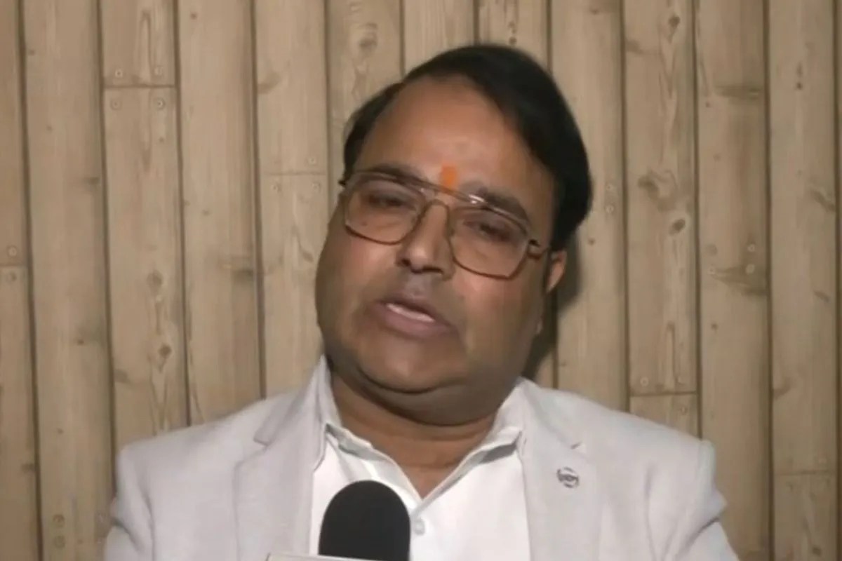 अयोध्या: GST डिप्टी कमिश्नर पर भाई का बड़ा आरोप, फर्जी प्रमाणपत्र से ...