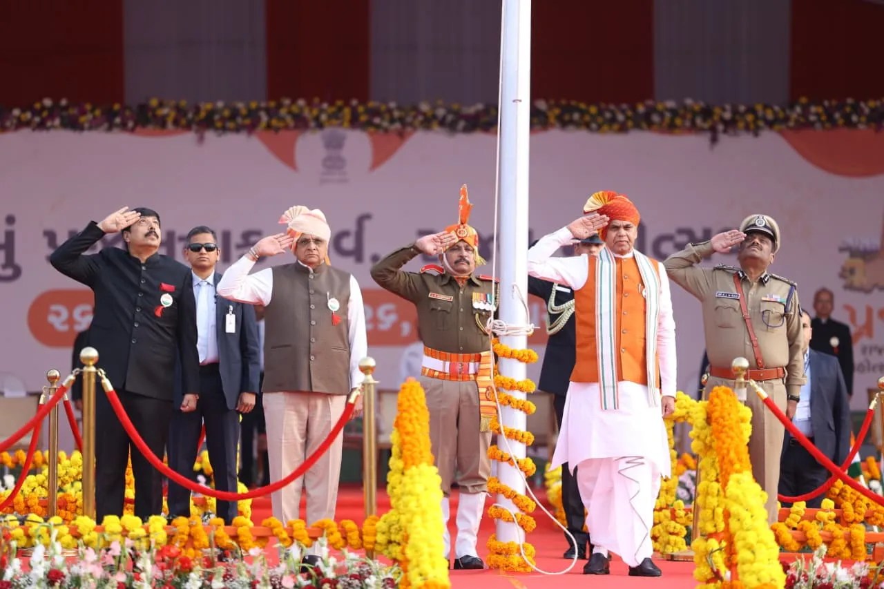 राज्यभर में उत्साह से मनाया गणतंत्र दिवस, राज्य स्तरीय समारोह में ...