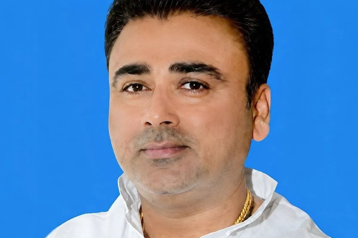 Lucknow News : कौन हैं कांग्रेस के पूर्व विधायक मुकेश श्रीवास्तव, दो ...